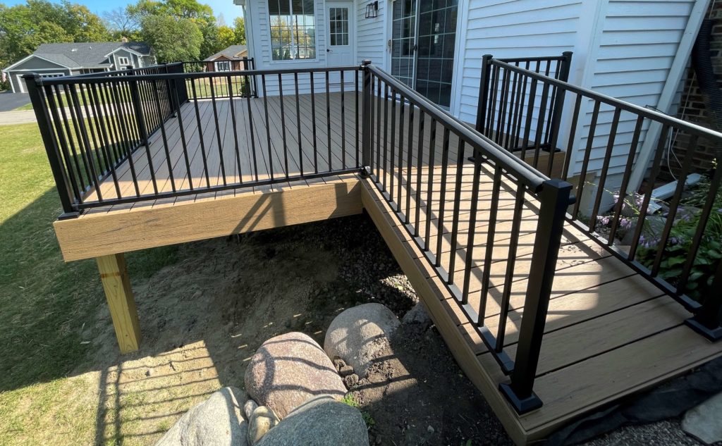 New Deck in Prior Lake | Dupont Decks